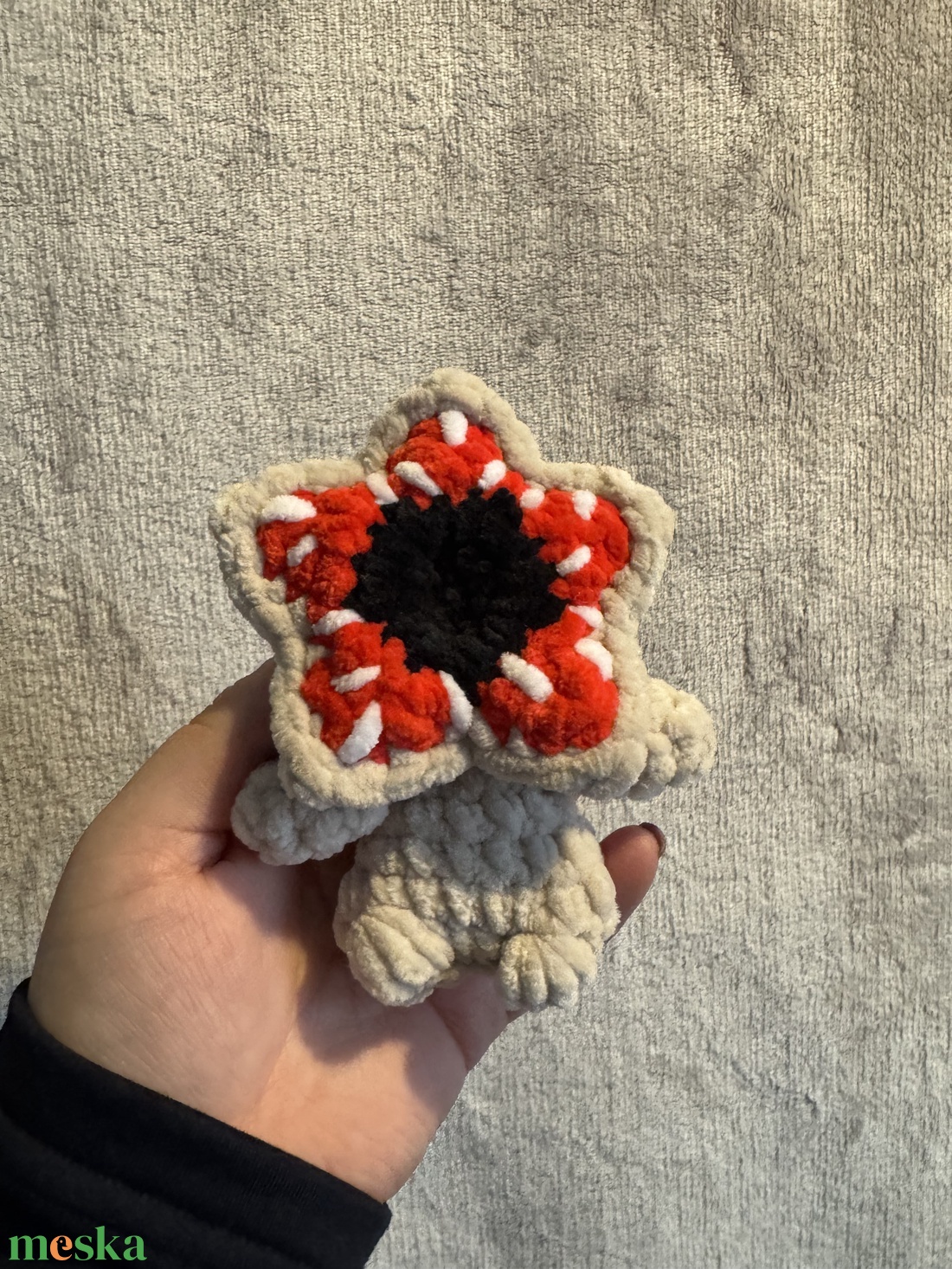 Horgolt mini szörny- Meska.hu