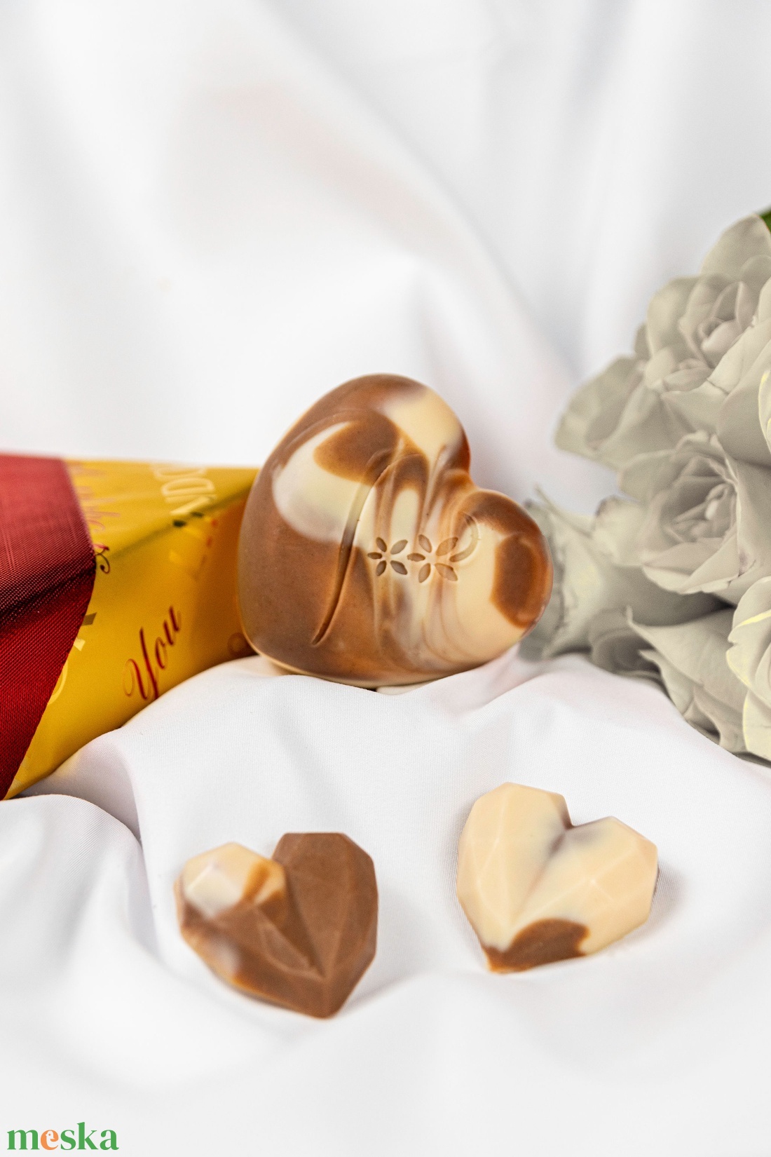 Szív forma vörösbarna-púder márványos- exclusiv kézműves szappan ...