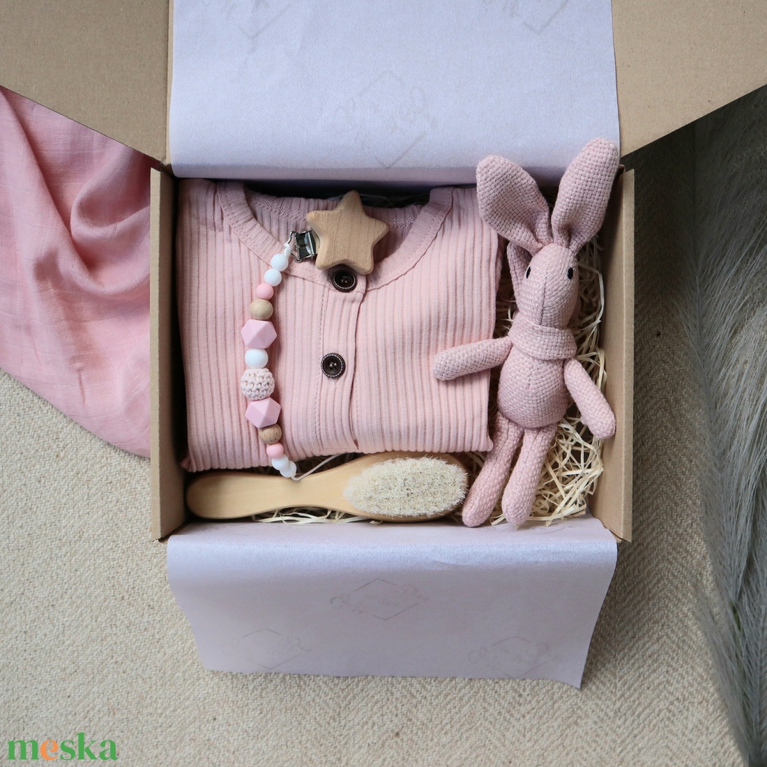 Pink Little Bunny Box - Baba ajándékdoboz / Babaváró ajándék ...