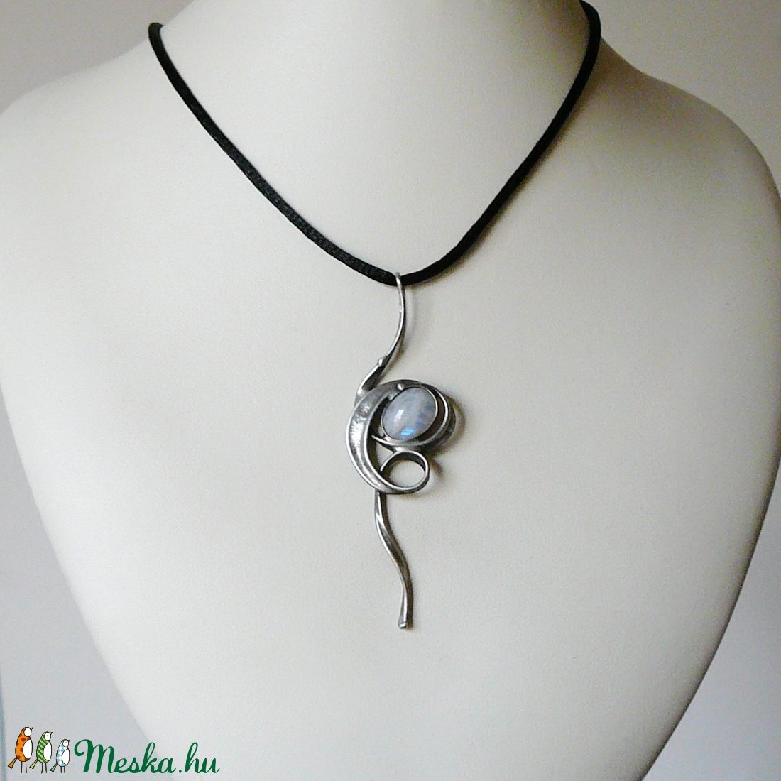 Szivárvány holdkő medál- Meska.hu