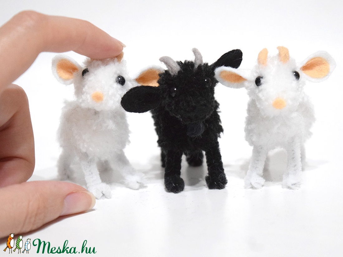 Mini kecske gida - fehér 2- Meska.hu