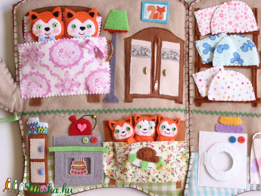 Cuki róka család farönk házikóban- interaktív játszókönyv (Azonnal ...