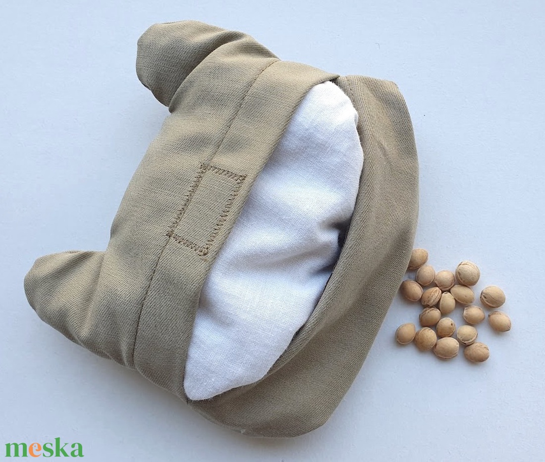 Maci buksi- meggymag párna- Meska.hu