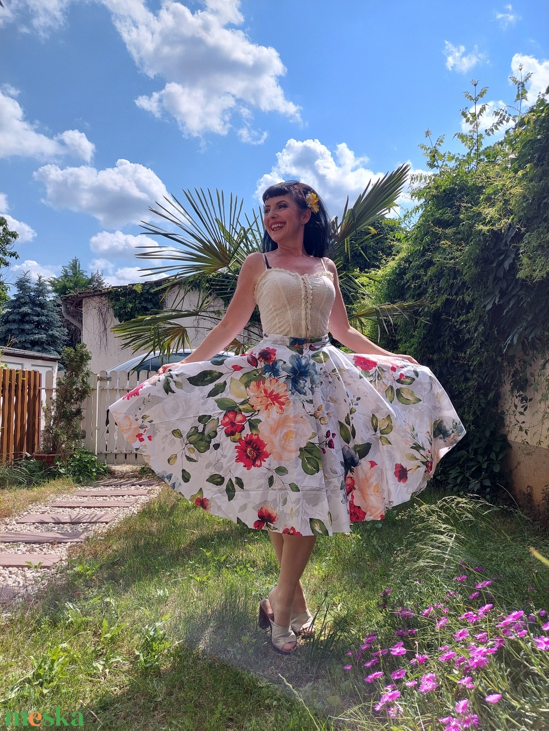 Pinup Rockabilly szoknya rózsás virágos - Meska.hu