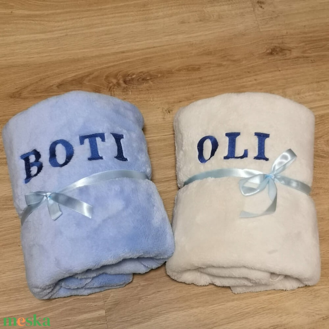 Névvel hímzett Ovis pléd/takaró - Wellsoft (Cosy Fleece)- Meska.hu