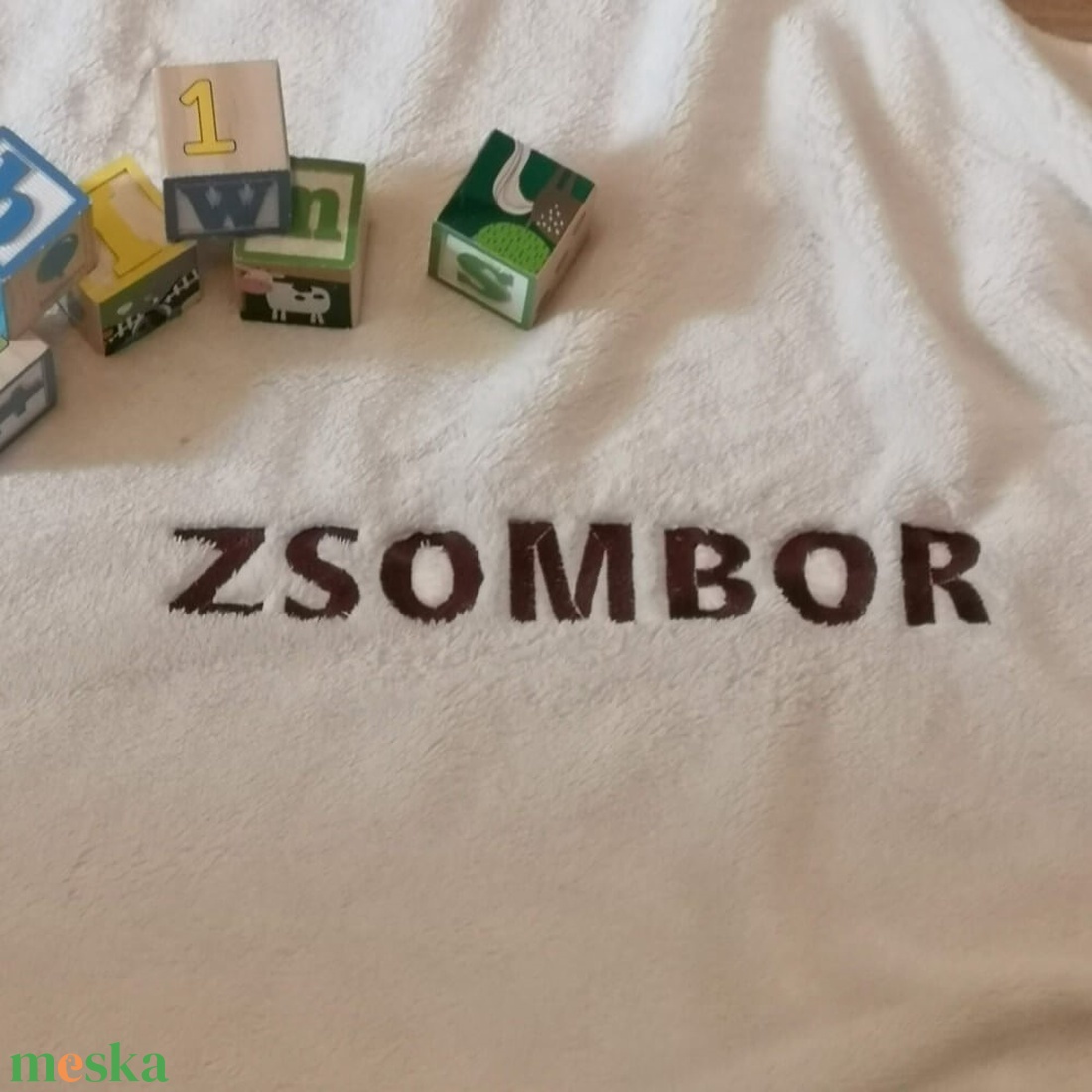 Névvel hímzett Ovis pléd/takaró - Wellsoft (Cosy Fleece)- Meska.hu