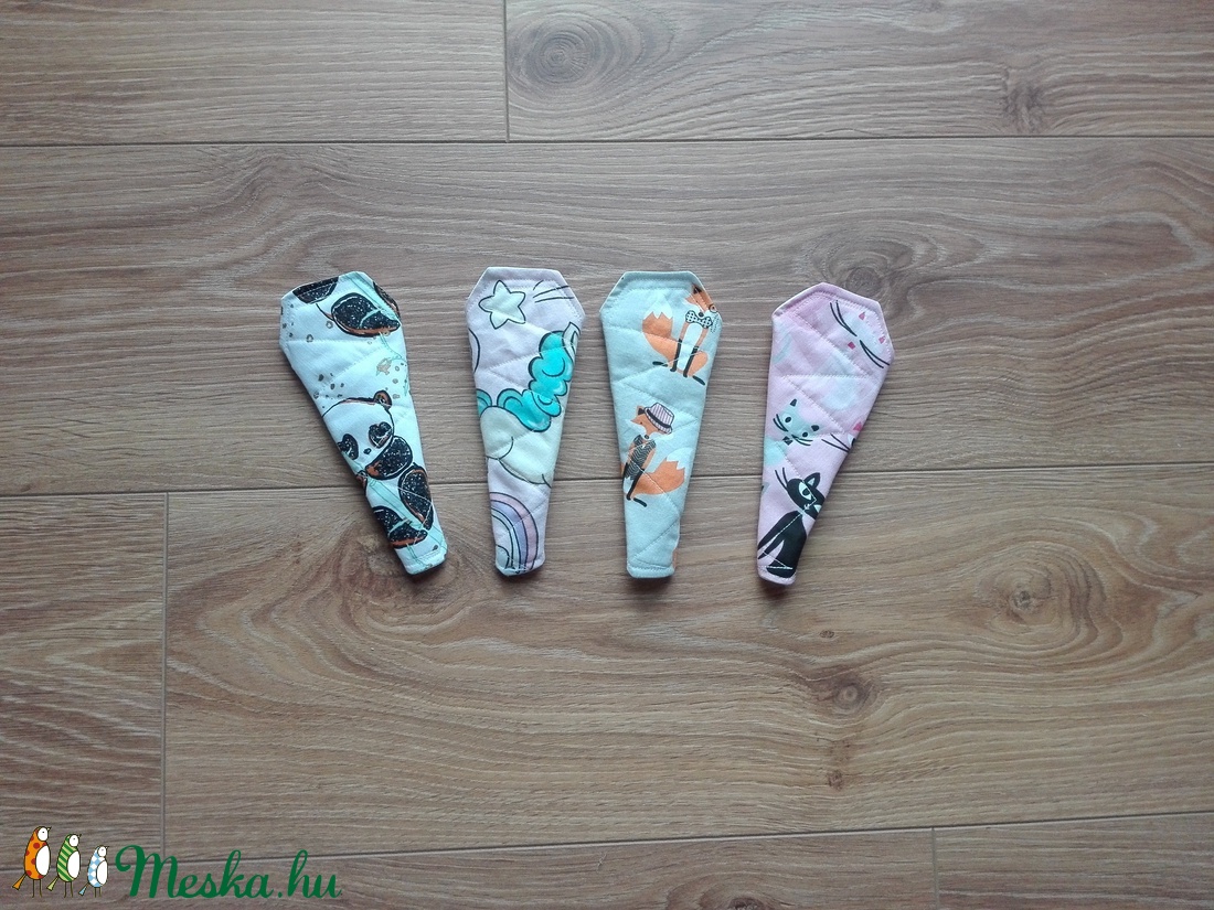 Mosható tanga tisztasági betét szett- 4 db vegyes mintás (panda, róka ... Mosható tanga tisztasági betét szett- 4 db vegyes mintás (panda, róka ...