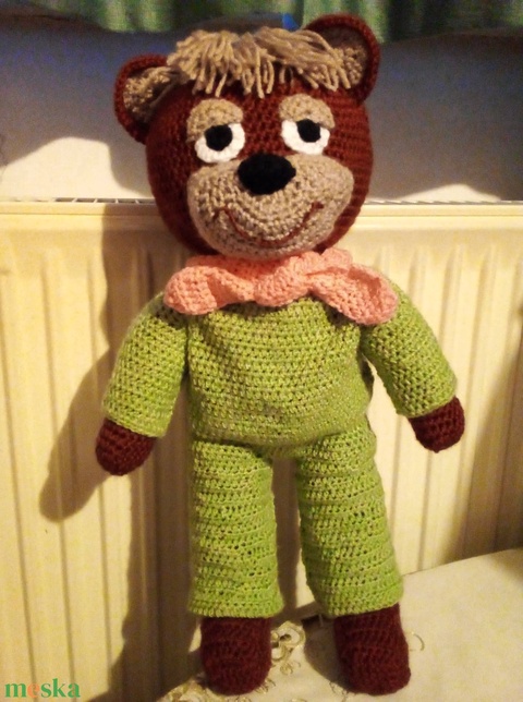 TV maci - retro mesefigura horgolt változata- Meska.hu