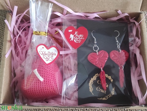 Valentin napi ajándék doboz- Meska.hu