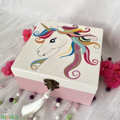Unikornis és mandala mintával festett fadoboz - lányos- Meska.hu