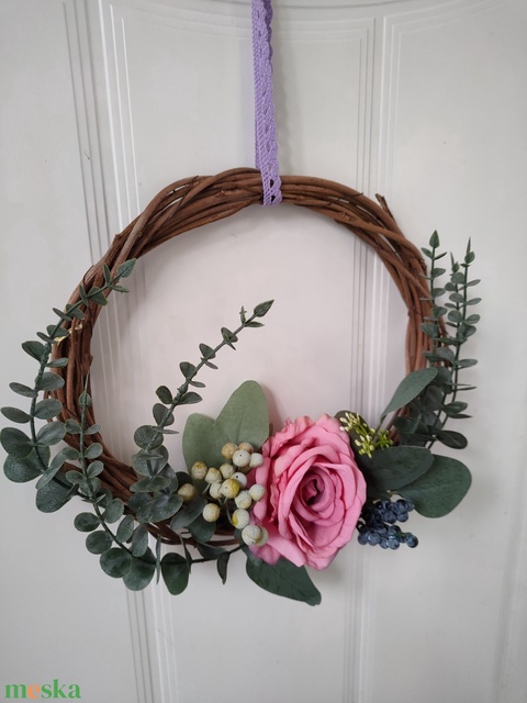 Tavaszi virágos ajtódísz - tavaszi koszorú rózsával - tavaszi virágos ...