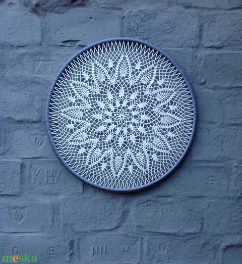 Horgolt csipke fali dekoráció- Meska.hu