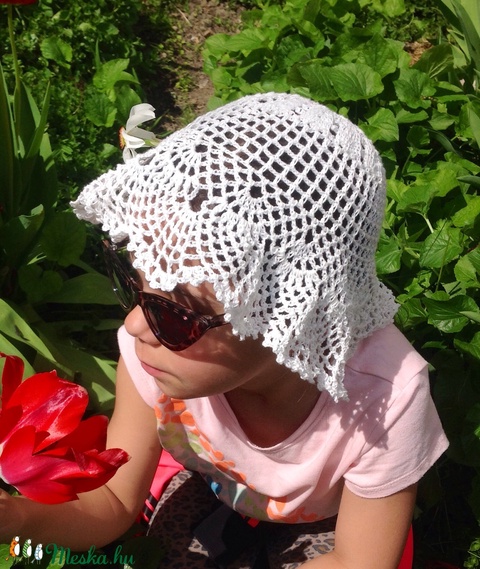 Horgolt csipke kalap (54-es)- Meska.hu