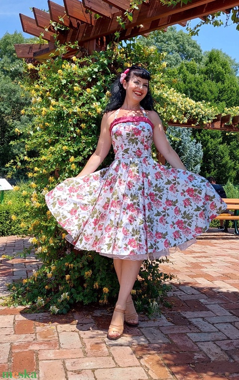 Pinup Rockabilly ruha, rózsa mintás, virágos- Meska.hu