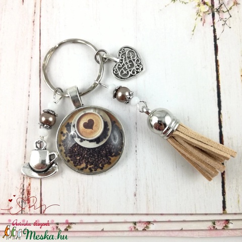 Reggeli energia bojtos üveglencsés kulcstartó táskadísz bojtos mikulás ...