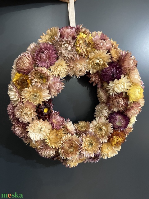 Tavaszi szárazvirág koszorú, ajtódísz, kopogtató 20 cm - szalmavirág ...