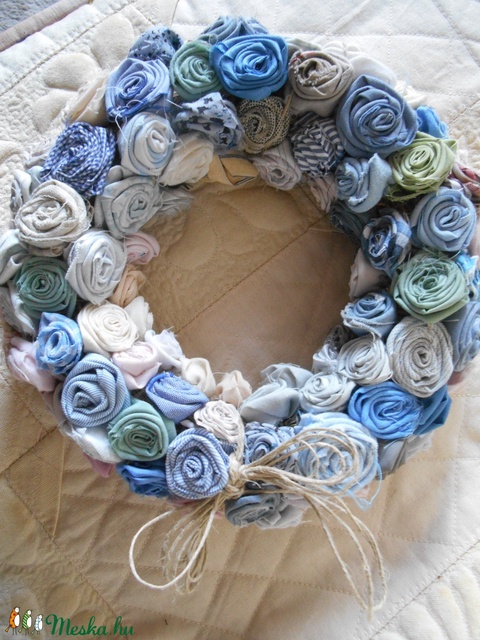 Ajtódísz /koszorú /Tavaszi virágkoszorú /textil virágok /Vintage ...